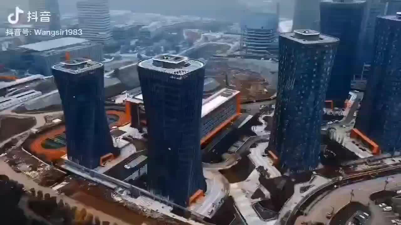 谷内重点布局大数据、云计算、跨境电子商务产业及其衍生的互联网...