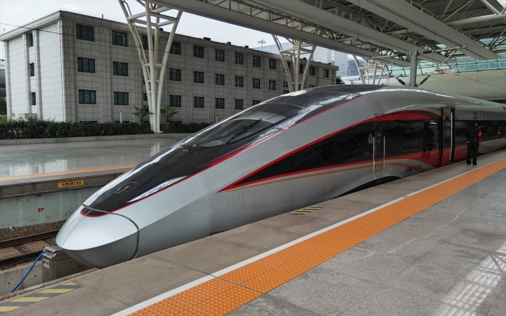 [京沪高铁初体验]开往雪国的列车