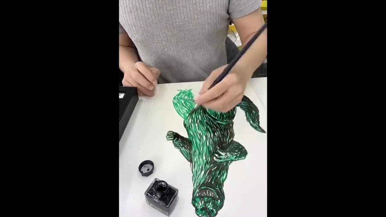 【新手绘画教程】哥斯拉插画技巧过程 卖萌哥斯拉 三金二把刀