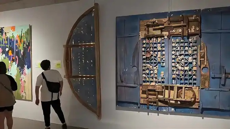 《央美毕业展火了!15万人涌入,这些作品为何如此惊艳》