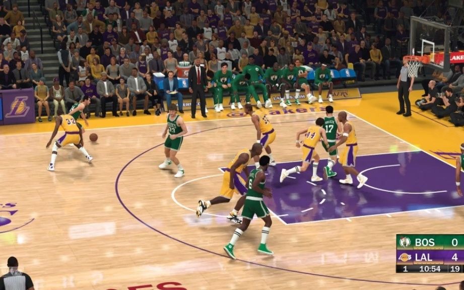 NBA2K22&洛杉矶湖人名宿队VS波士顿凯尔特人名宿队紫金绿衫谁更强