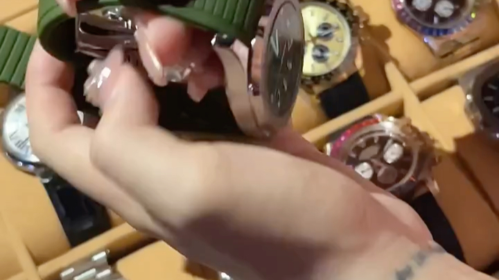 揭秘“四位数”的百达翡丽全自动机械表,男士们的首选款
