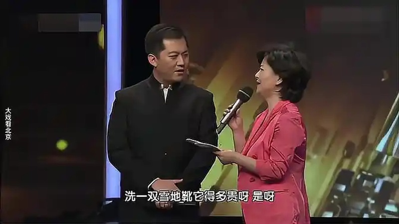 鞠萍模仿赵忠祥即兴表演,赵忠祥:挺像啊!那些模仿赵忠祥的明星