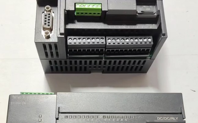 plc供电电源和输出的关系