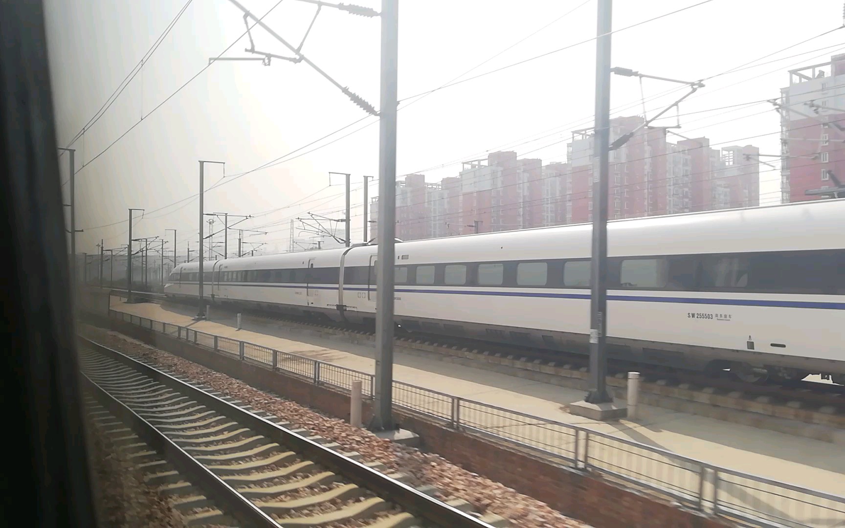 【铁路】两列动车并行-D1626次与G67次并行进入石家庄站