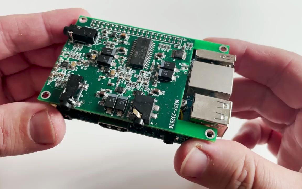 【海外】Pi Hat SDR IQ可远程也可独立运行的HF SDR收发器