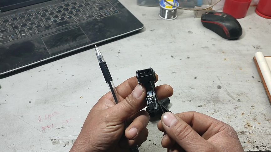 #汽车维修 凸轮轴位置传感器检测#汽车电路