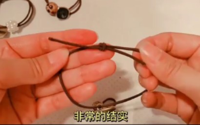 皮筋打结的方法,女生收藏起来了