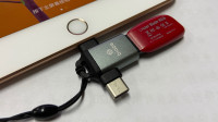 官方的太贵,39.9元第三方苹果手机OTG转接头,测一下存取文件真方便