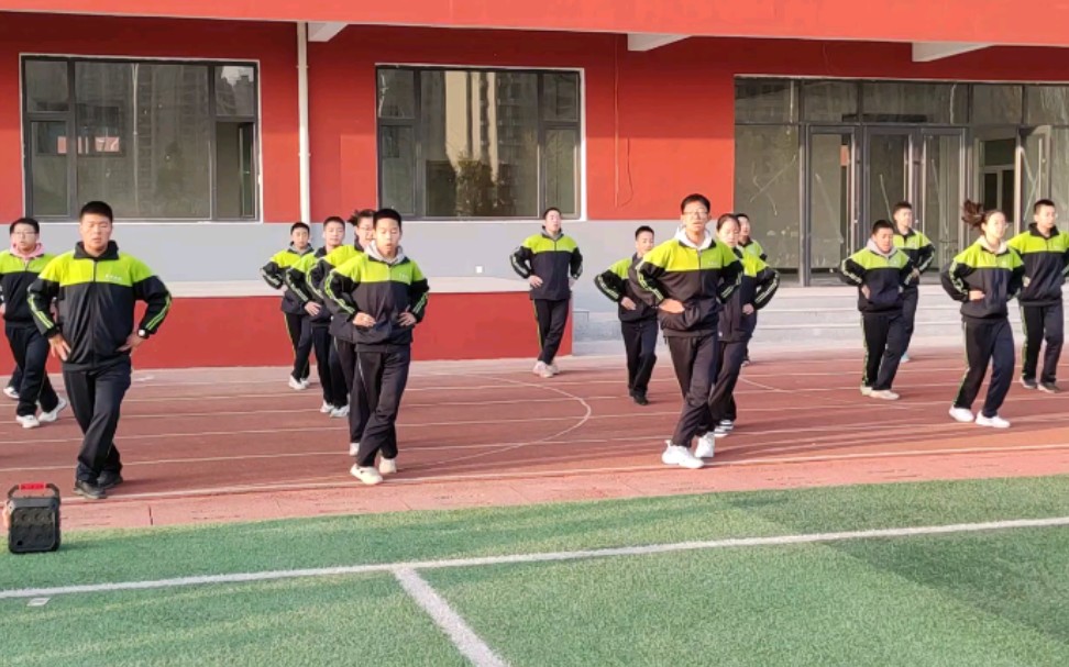 学校体能操