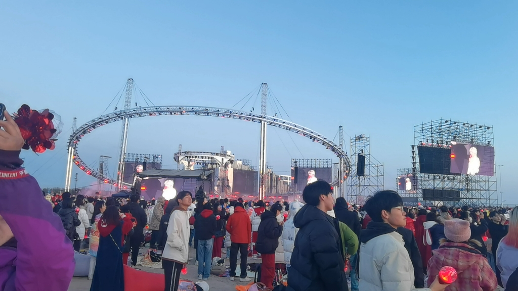 华晨宇日出演唱会日出全过程!心情大起大落!这是世界上最美好的日出!...