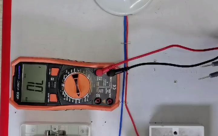 万用表电阻法检测开路故障