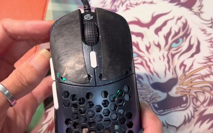 ...游戏鼠标#鼠标#鼠标宏#鼠标控制一切#生死狙击这个鼠标非常值得购买