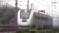 CRH1A型动车组通过