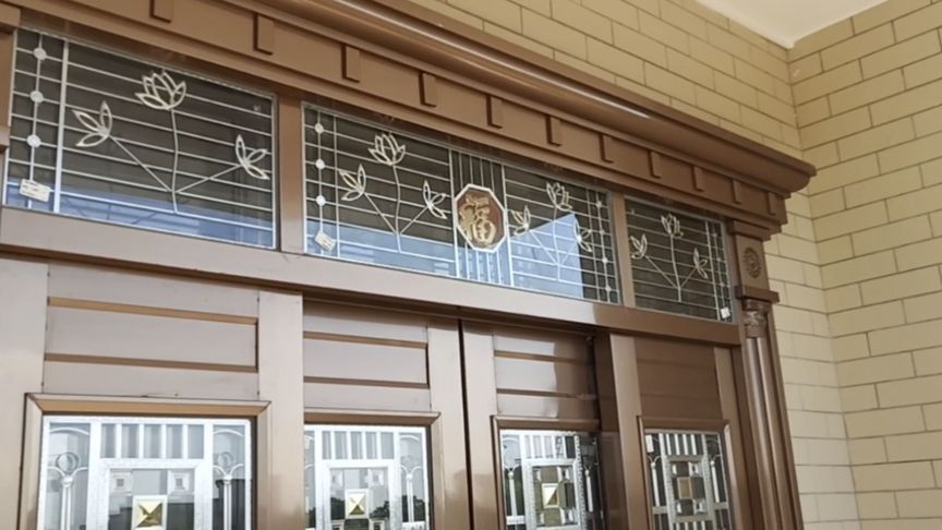 真正不怕台风。304不锈钢推拉门