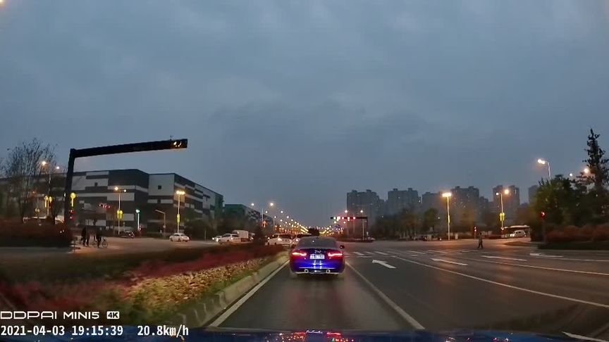 #碰撞预警 启动这一下也就值了!那时候不知道想啥