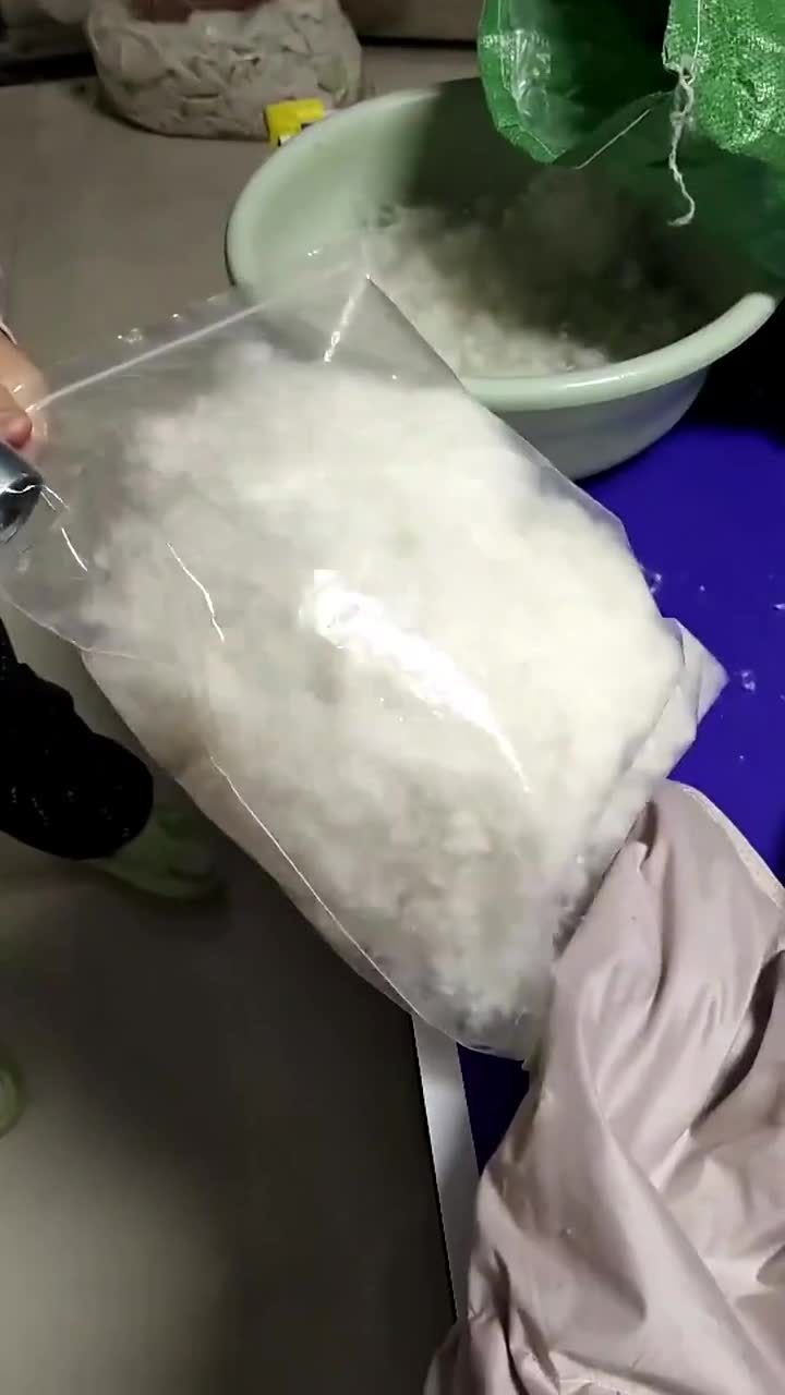 一个吹风机在家就能搞定羽绒服充绒