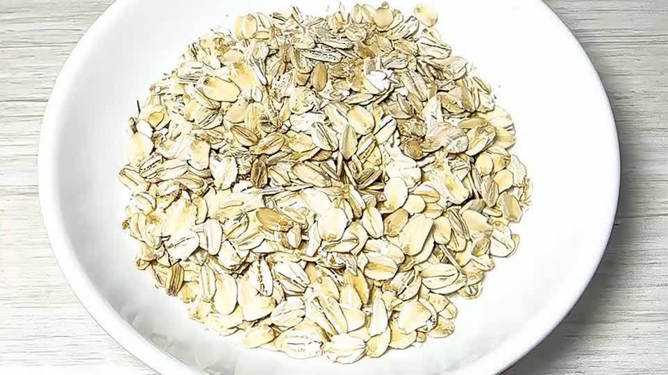 燕麦片最经典的吃法,丝滑香浓口感好,全家老小都爱吃