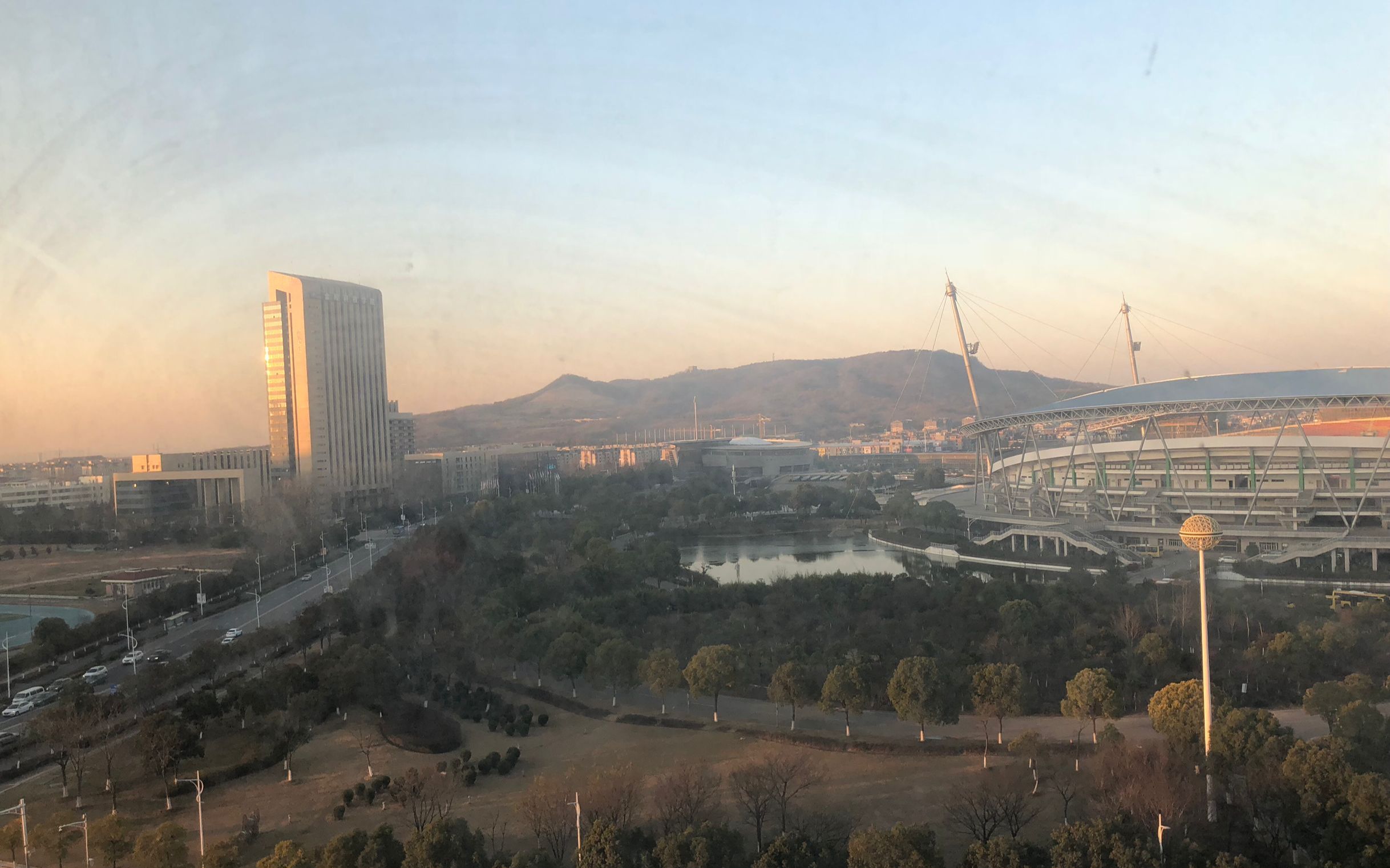 预科-HTML开发工具安装部署与行内标签讲解