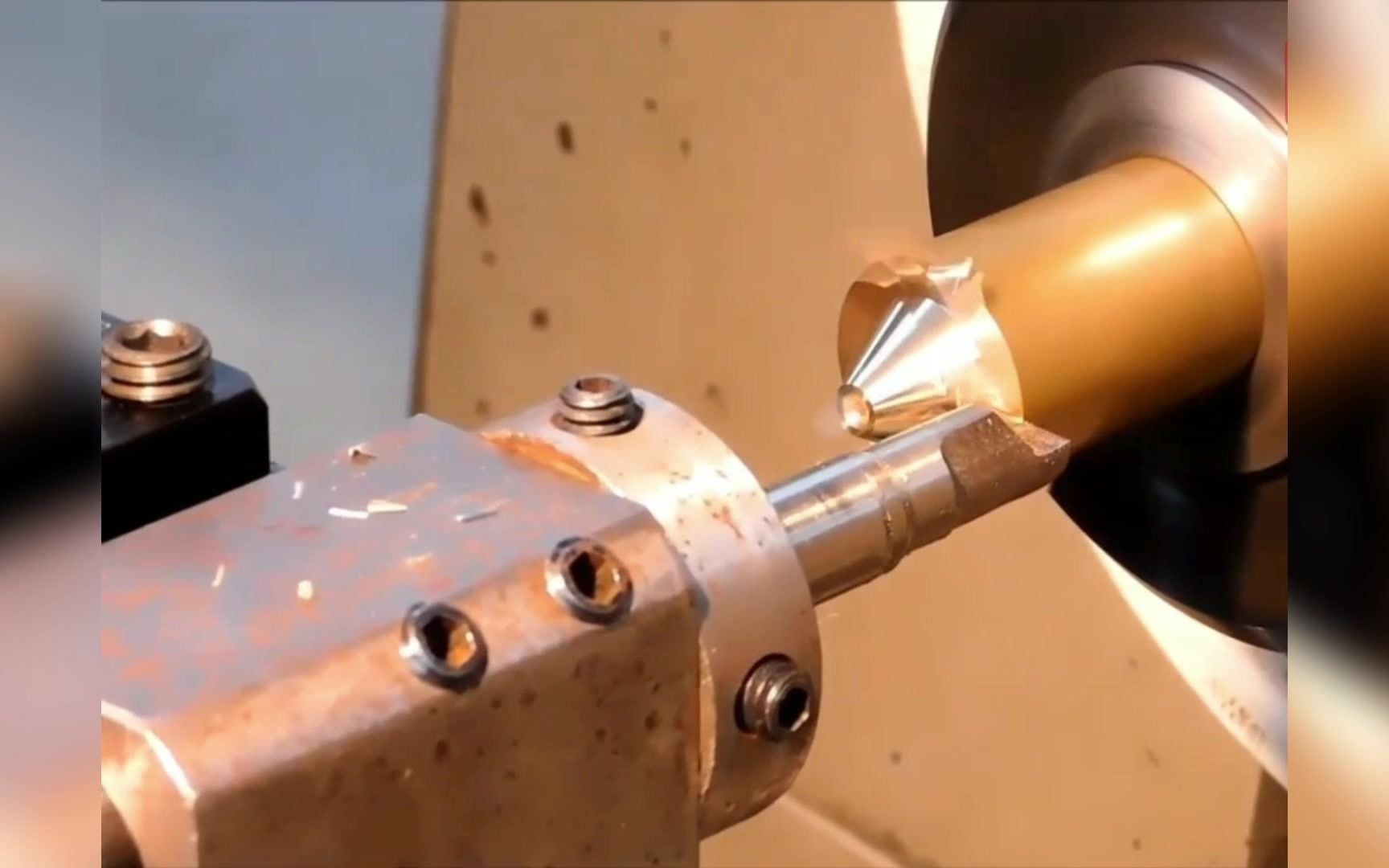 数控人的浪漫婚礼