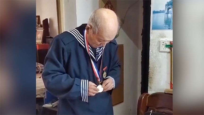 英雄故事! 抗美援朝老兵一个碗用71年 如今是唯一健在一代雷达兵