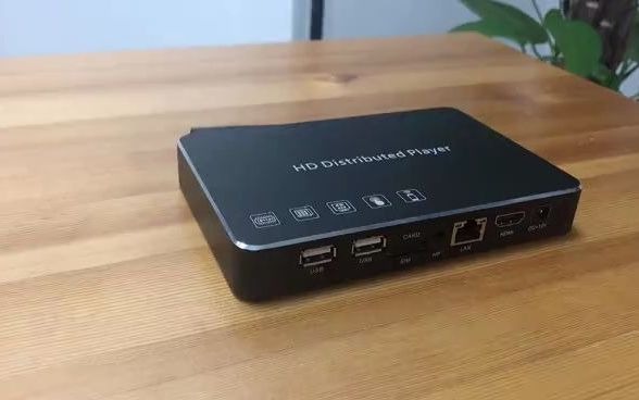 宽博科技-高清分布式拼接处理器 小体积大作用