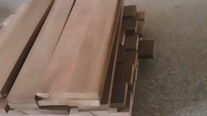 原木门的工厂制作