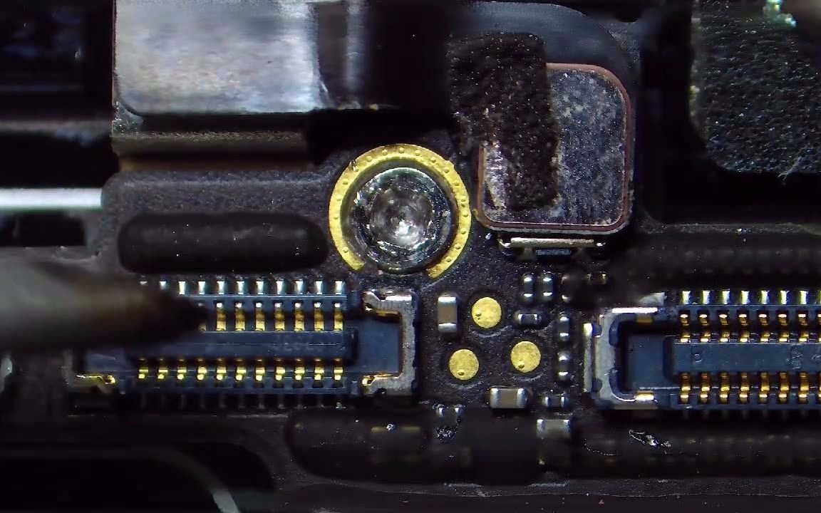 手机螺丝滑丝不好拆卸,取螺丝小技巧,这方法简单实用,你知道吗