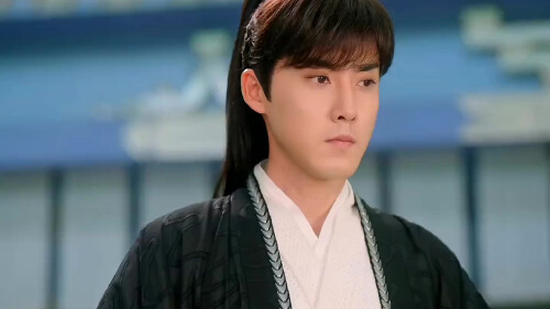 小黑鱼逃出结界,寻找颜淡