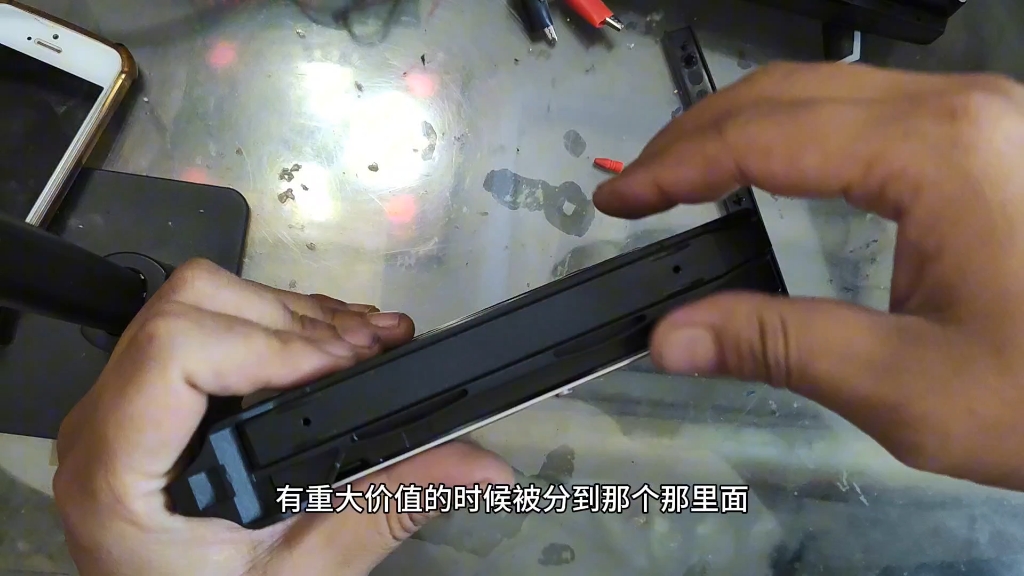 群晖DS220+ NAS升级内存和硬盘!