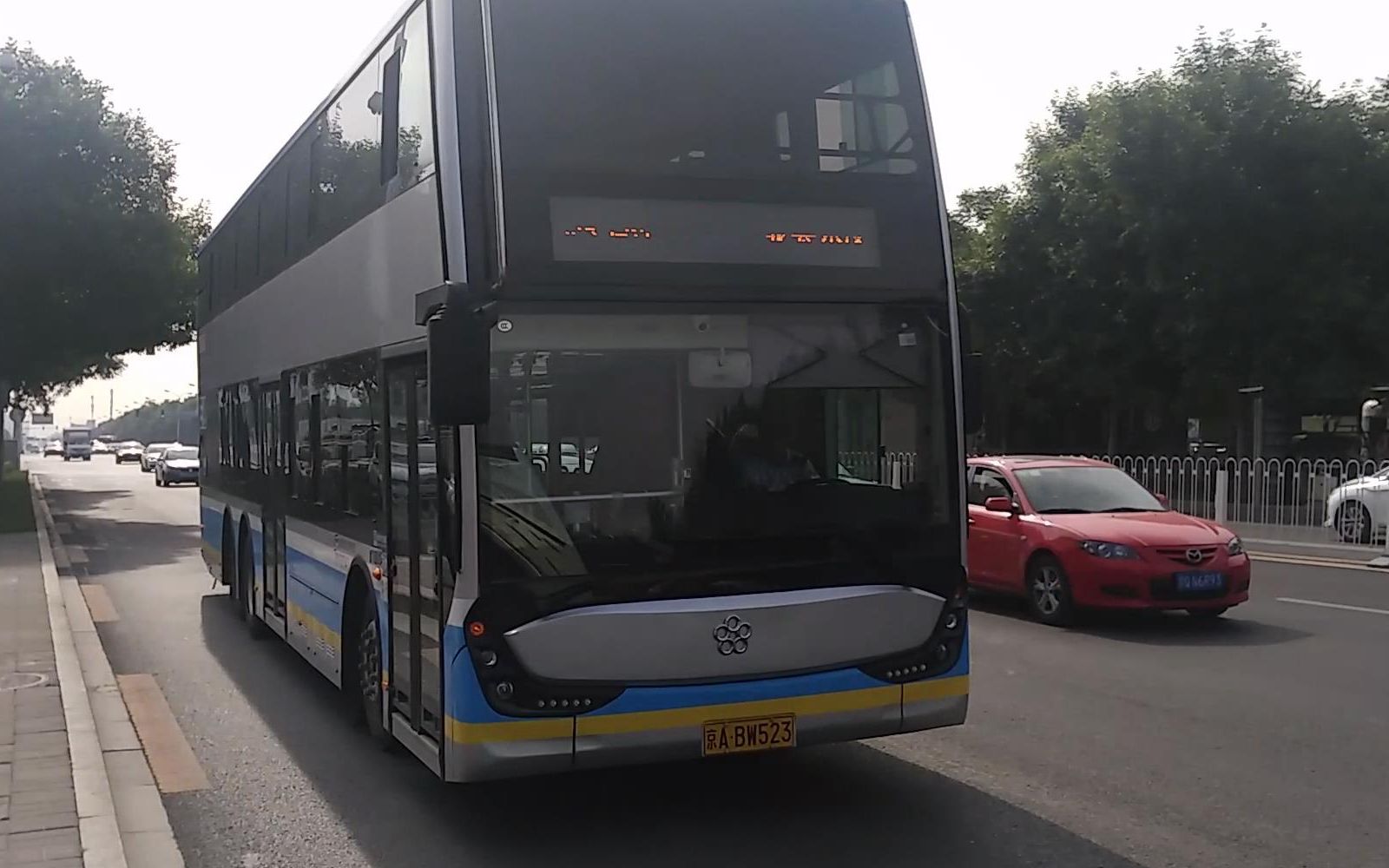 【东直门05工作室】北京公交81路 永泰小区—北土城公交场站 二层...