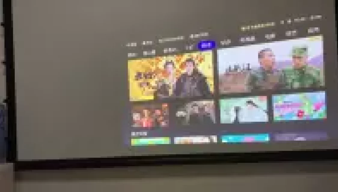 投影仪如何正投摆放