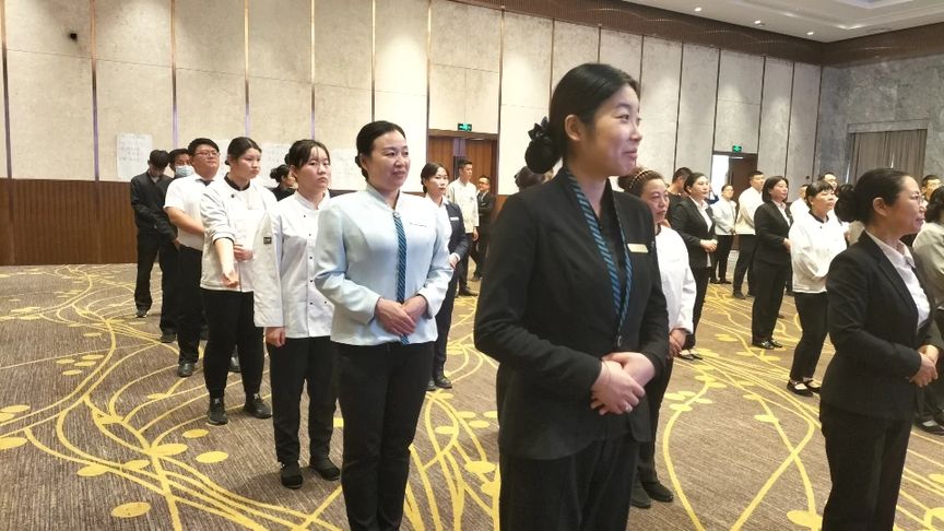 打造王牌团队之服务礼仪培训(节选)