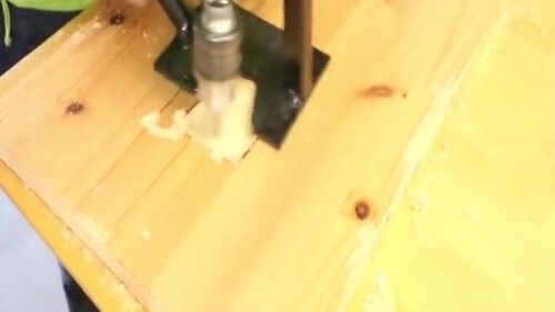 大神为了方便自己,把角磨机稍微一改,简直无敌!