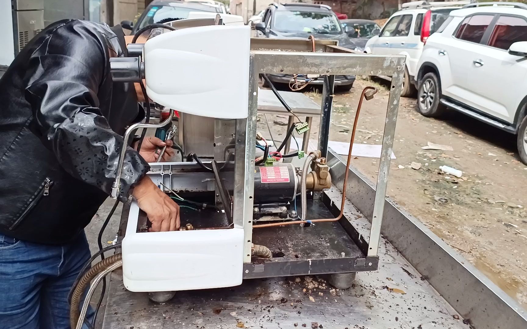 瑰夏红姐咖啡机维修35德龙咖啡机桥堆维修方法德龙咖啡机宁波维修点...