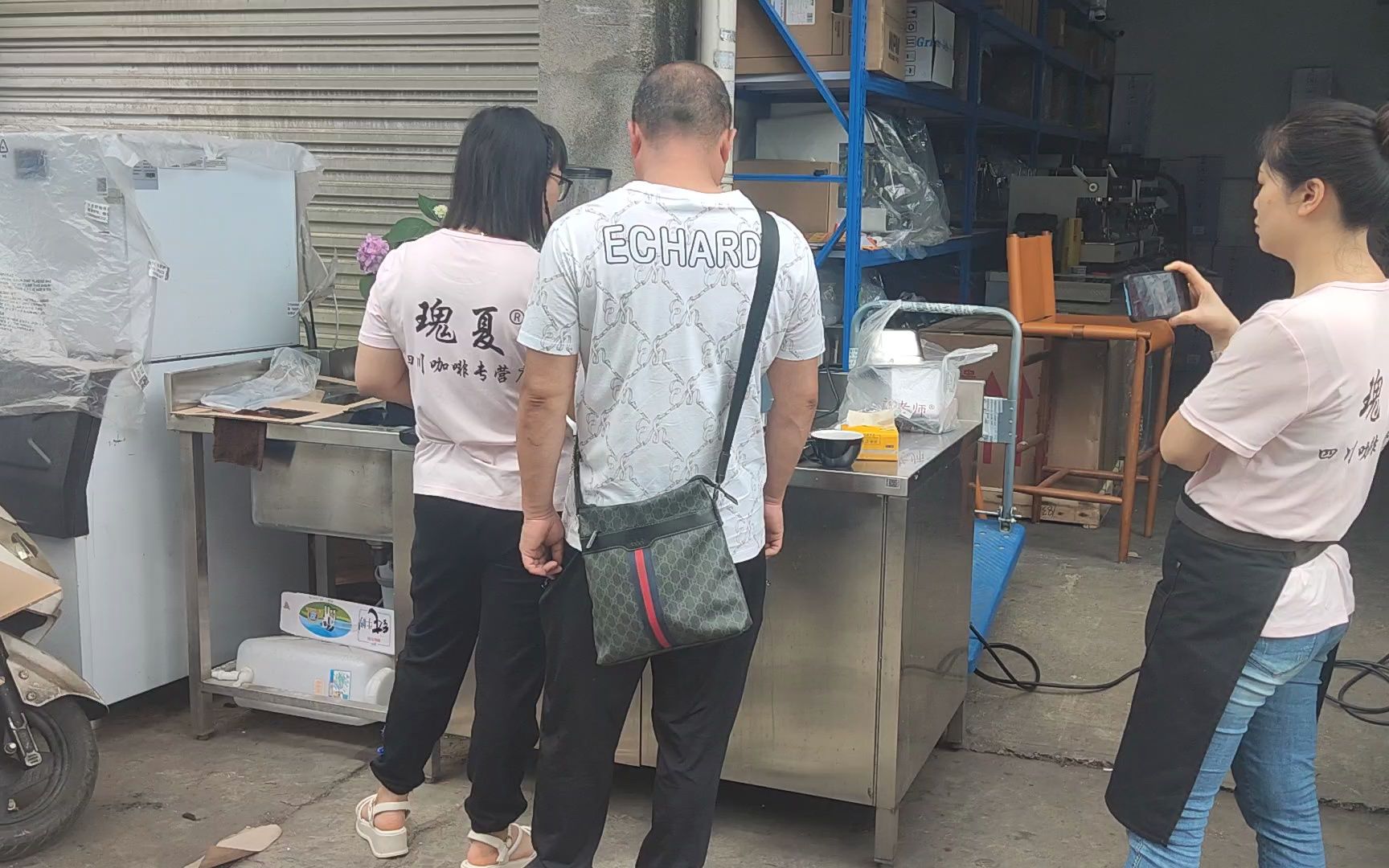 ...310开热水键在冲煮头出,惠家310咖啡机显示check,惠家kd 310安装