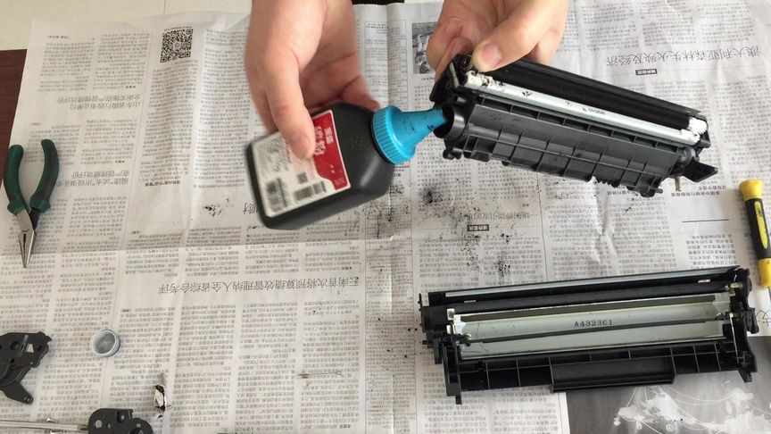 看完还不会原装硒鼓加粉你离挨打不远了