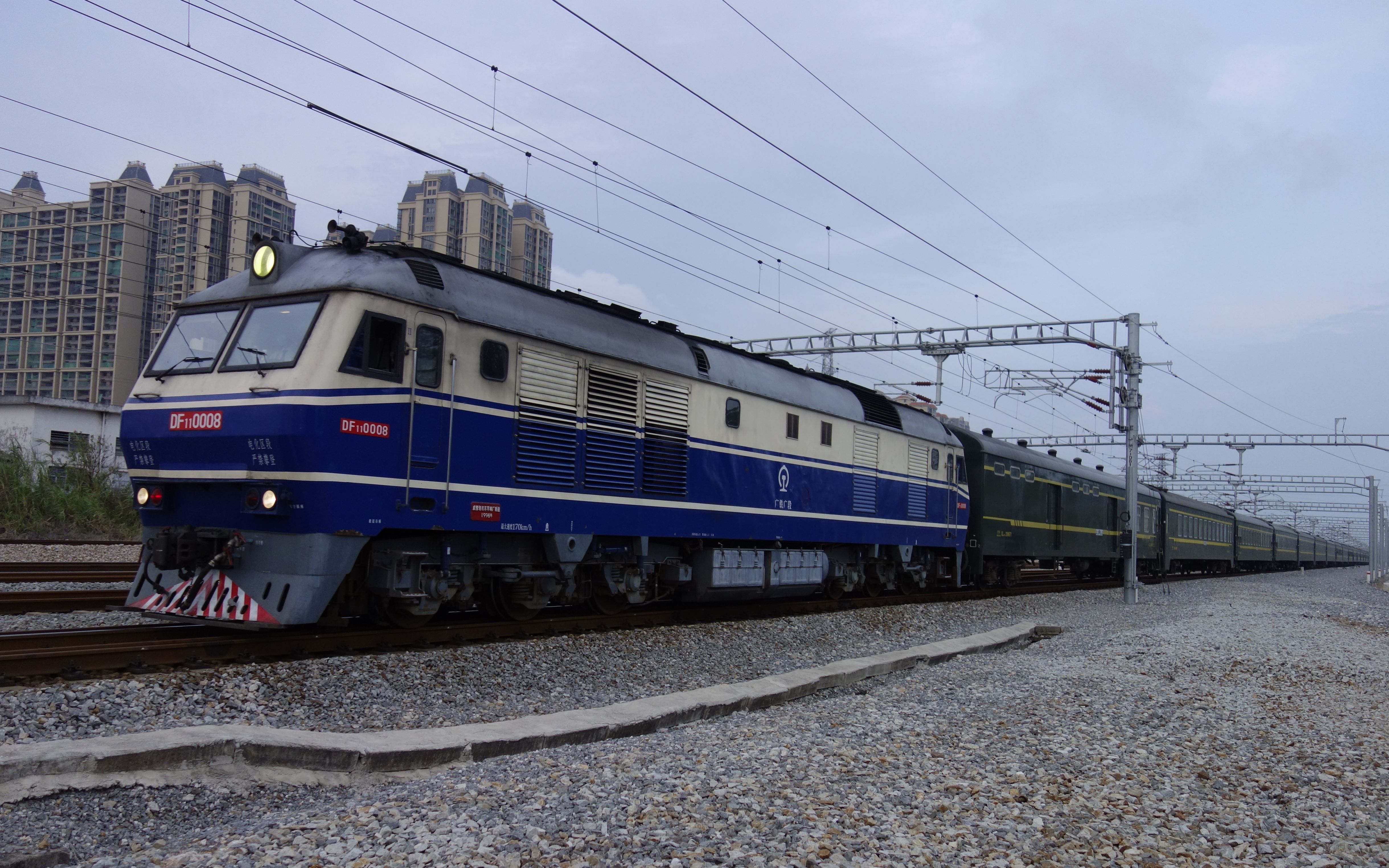 【茂名站】再见!广昆神车——内燃客车快三六五(广州~昆明)