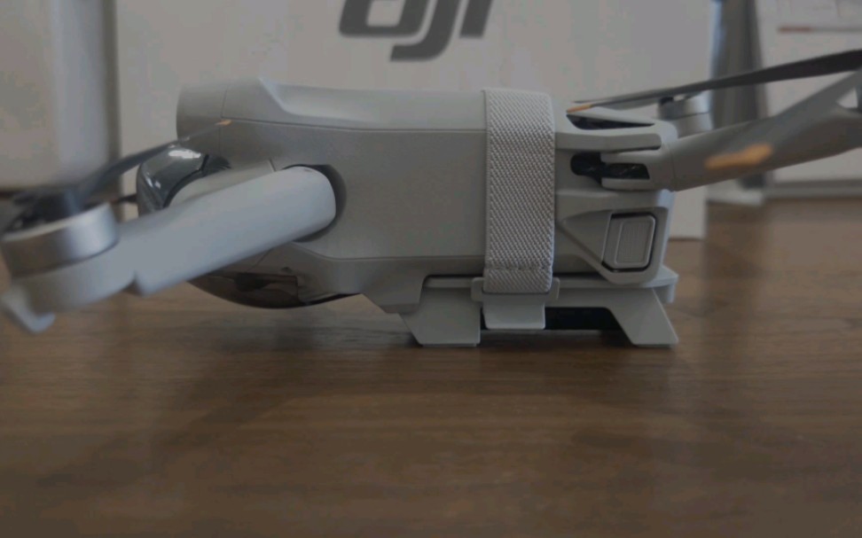 大疆mini3pro4G图传开箱安装视频