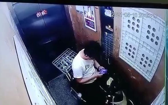 电动车进电梯又起火,该管管了,实在是太危险了!