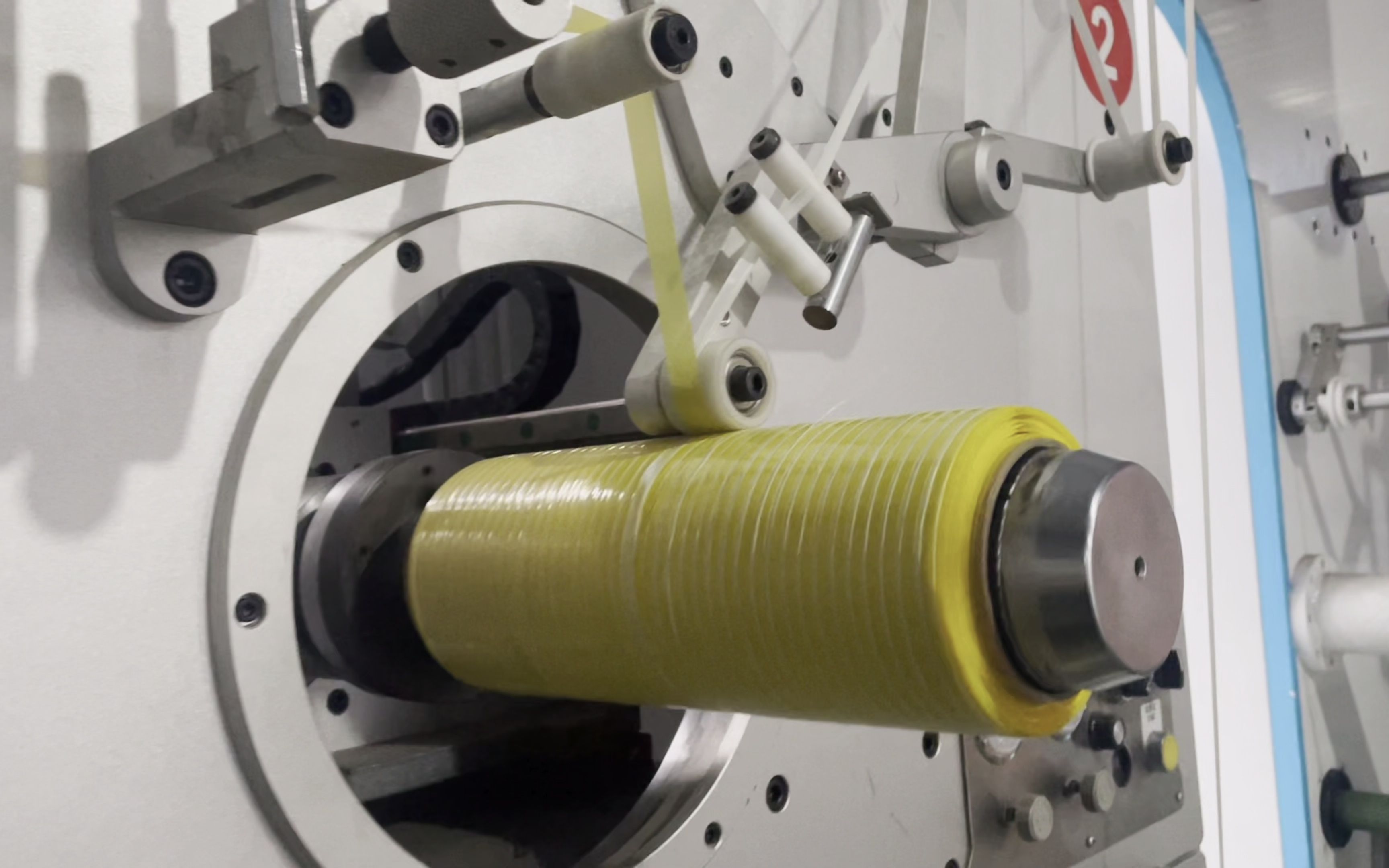 航天预浸料窄带分切缠绕机,分切宽度:3.175mm/6.35mm/12.7mm,可...