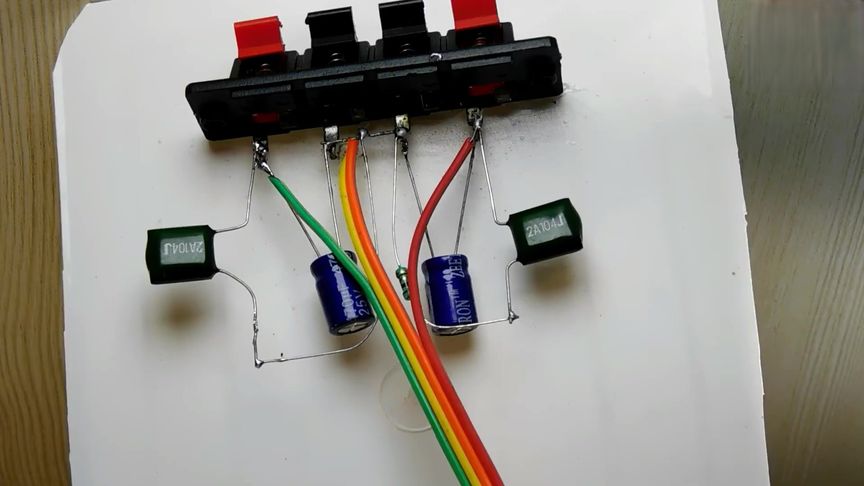 出色的低音滤波器电路,无IC晶体管的低通滤波器