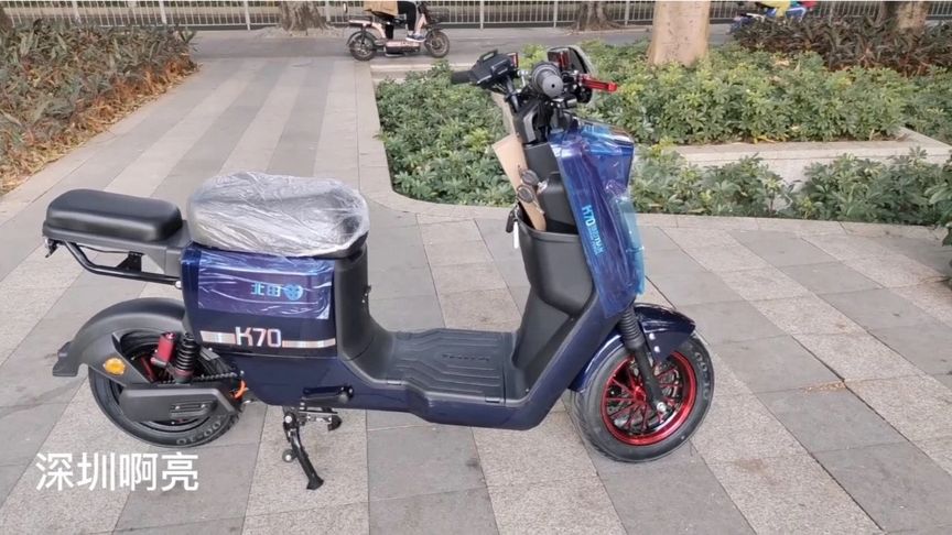 最强k70电动国标车,上人行天桥不用冲轻松上,动力强劲外观大气
