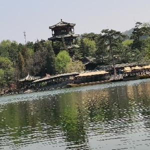 氿茜 