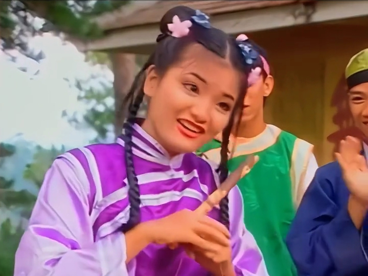 有这样的小燕子,你每天几点回家?#越南版还珠格格