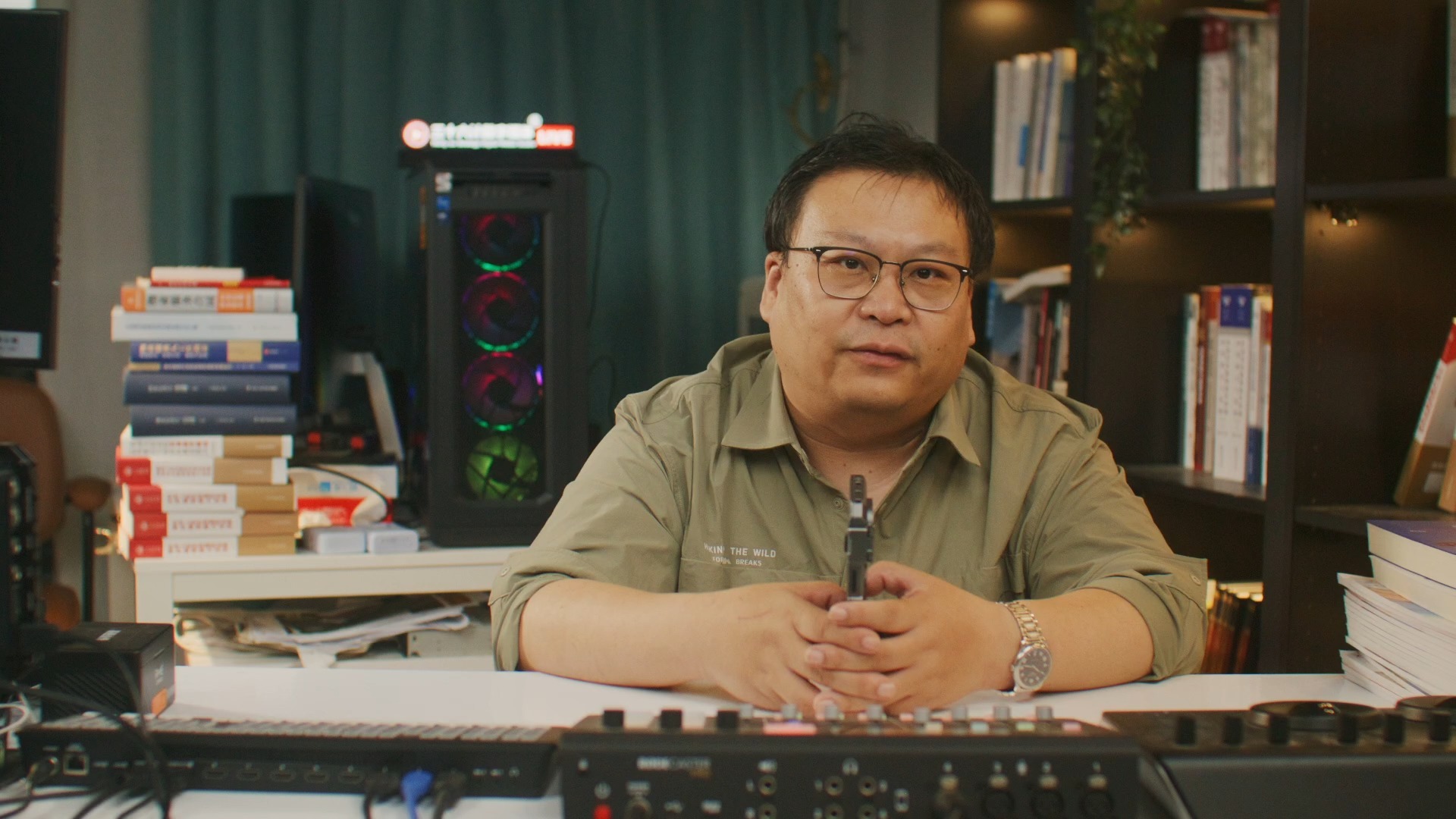 ...、行政诉讼的手段确认物业服务合同无效,业委会与街道办的违法行为...