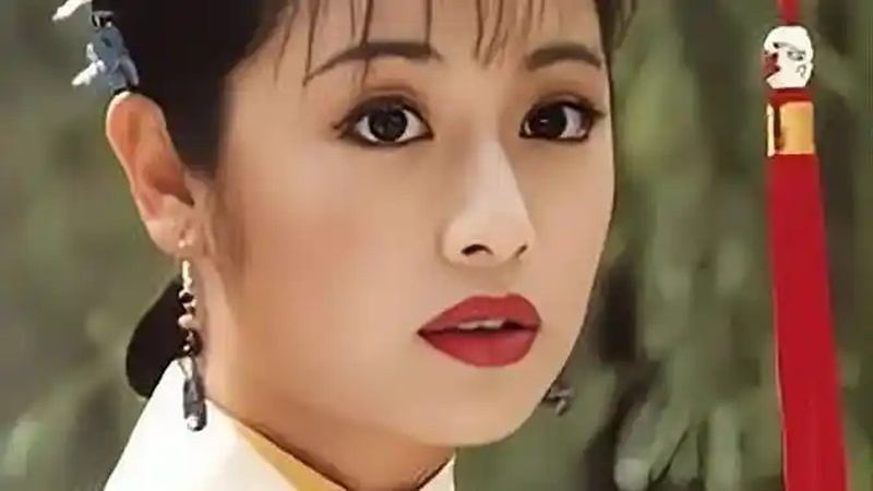 皇后偷鸡不成蚀把米#还珠格格第二部 #还珠格格 #因为一个片段看了整...
