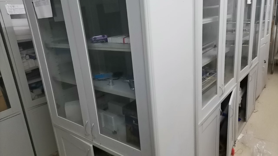 搬完了!新的物理实验仪器室