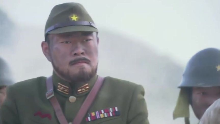 女子弹尽粮绝,被鬼子包围,不料肚子里的孩子意外流产!