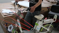 电动车换电池,怎么安装才耐用?很多修车师傅都安装错了